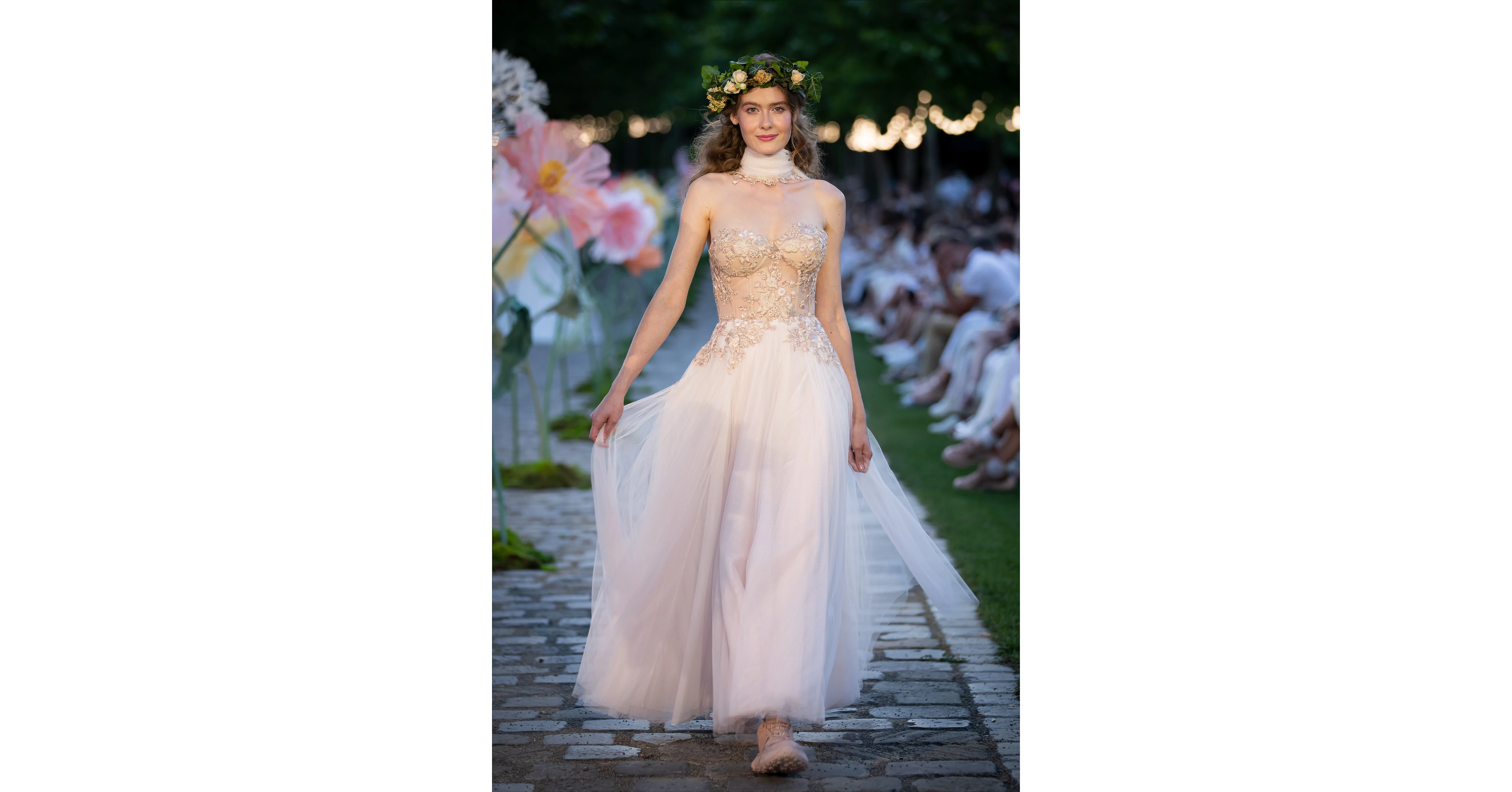 MID 028 - Eveningwear - Daalarna - unique wedding gowns for the modern ...